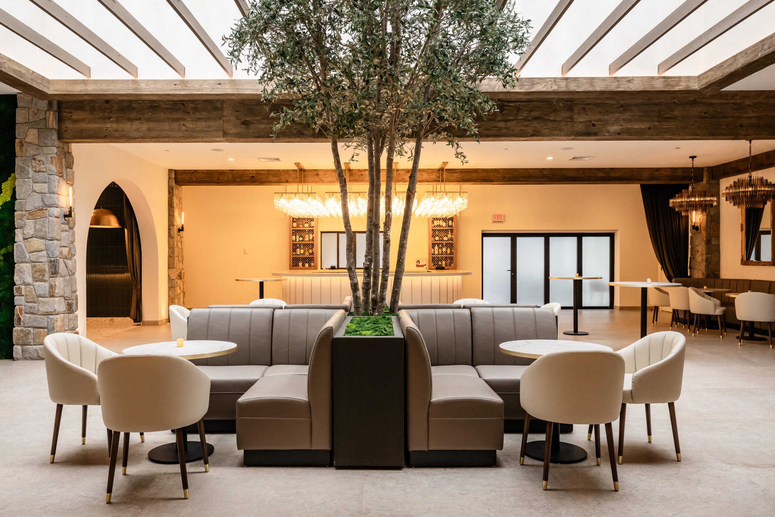 Perona Farms: The Barn, The Refinery & The Reserve - New Jersey Bride